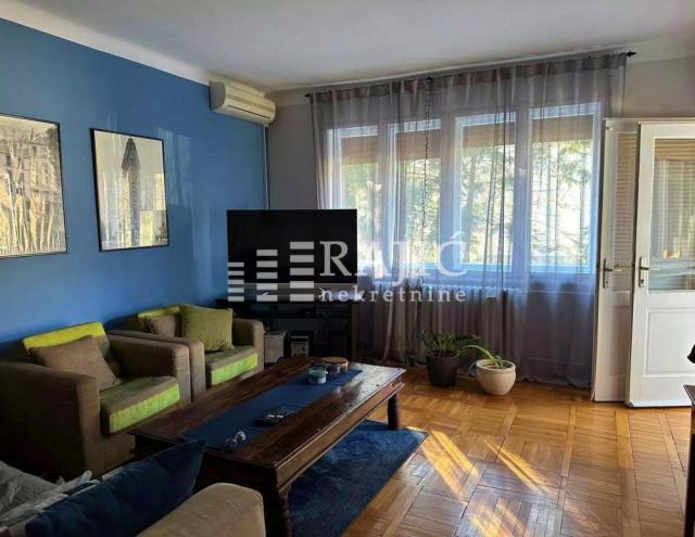 Dedinje,70m2,2.0+dvorište+parking #4577