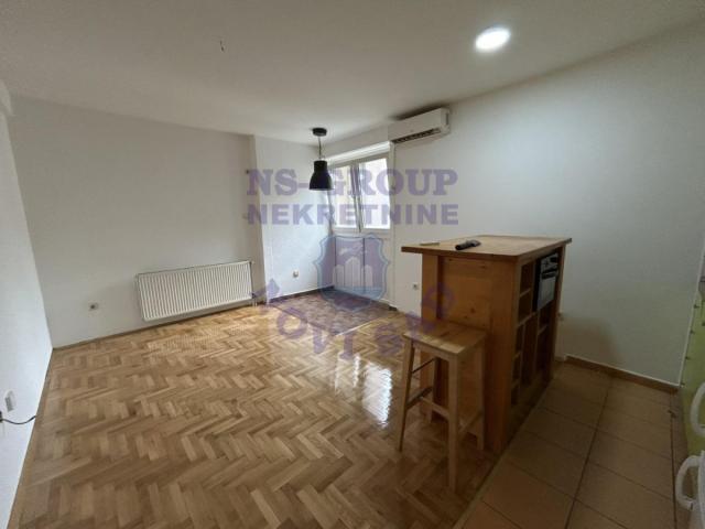 Garsonjera na Grbavici 24m2