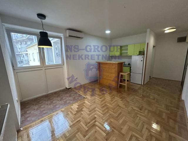 Garsonjera 24m2 Tolstojeva