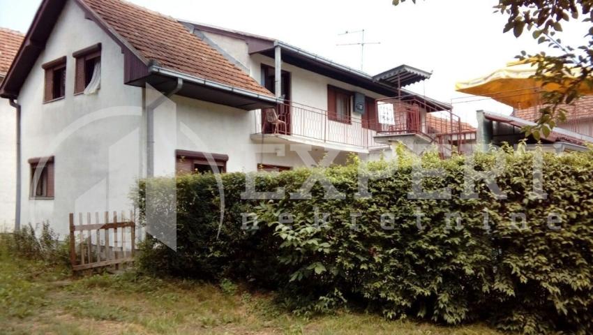 Odlična ponuda. Apartmanska kuća sa dva lokala, Mataruška banja