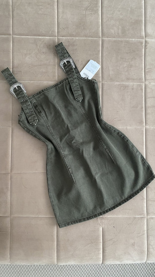 Lot dve Zara haljine i H&M