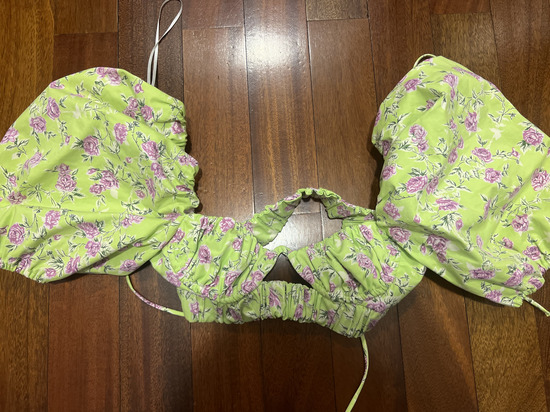 Zara top sa puf rukavima