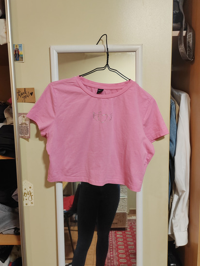 SHEIN roze krop majica sa srcem (perfektna)