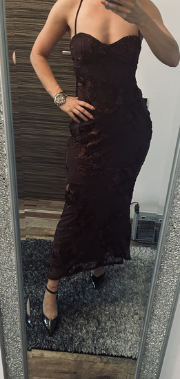 Midi prelepa elegantna braon haljina