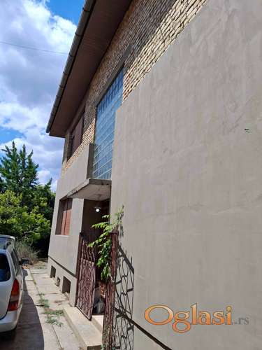 SPRATNA KUĆA U BLIZINI CENTRA TEMERINA