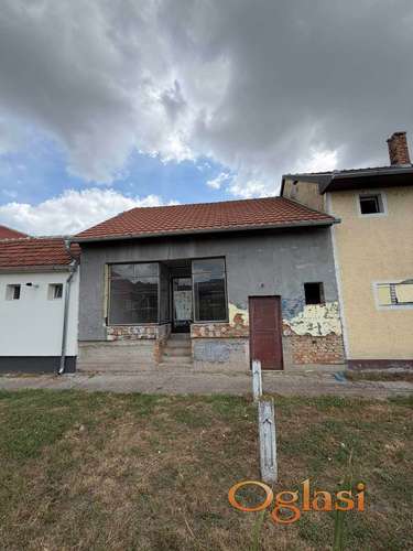 Retko u ponudi! Kuća sa velikim potencijalom u Kaću!