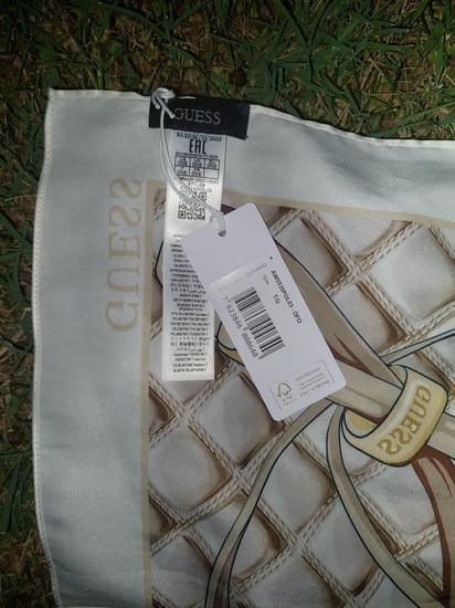 Guess original marama sa etiketom
