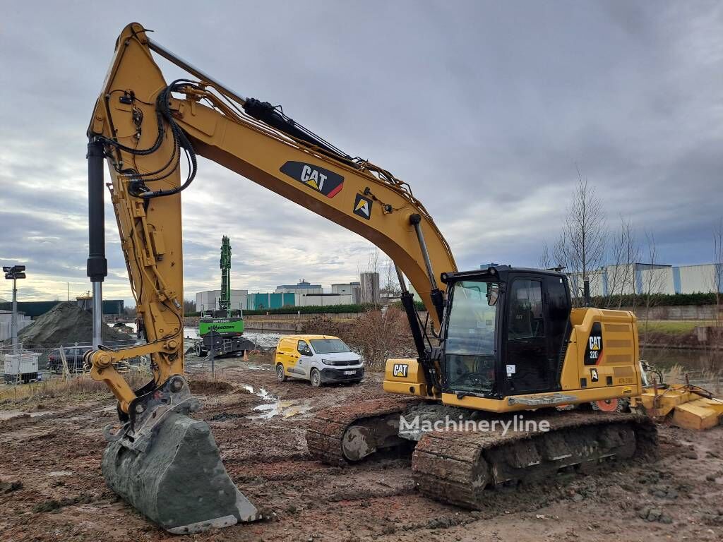 Caterpillar 320 bager guseničar