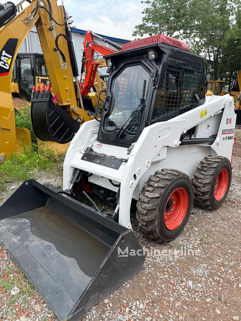 Bobcat S16 bager guseničar