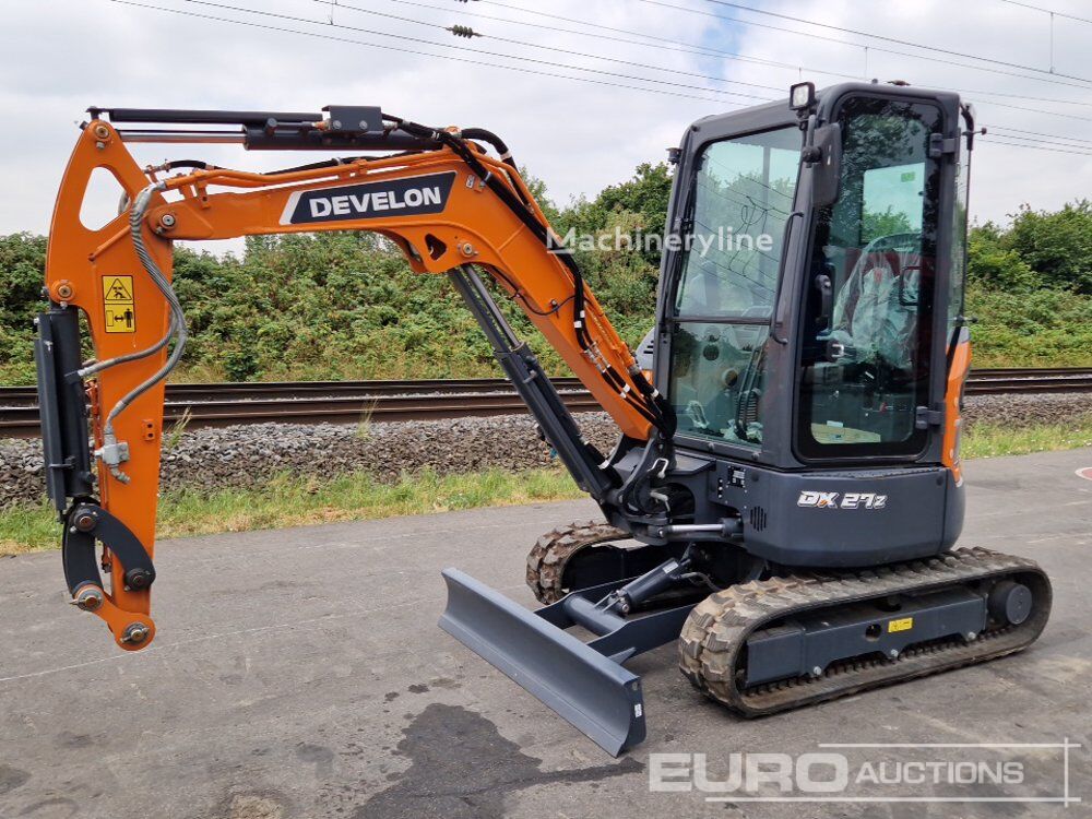Prodaje se Develon DX27Z-7 mini bager na aukciji