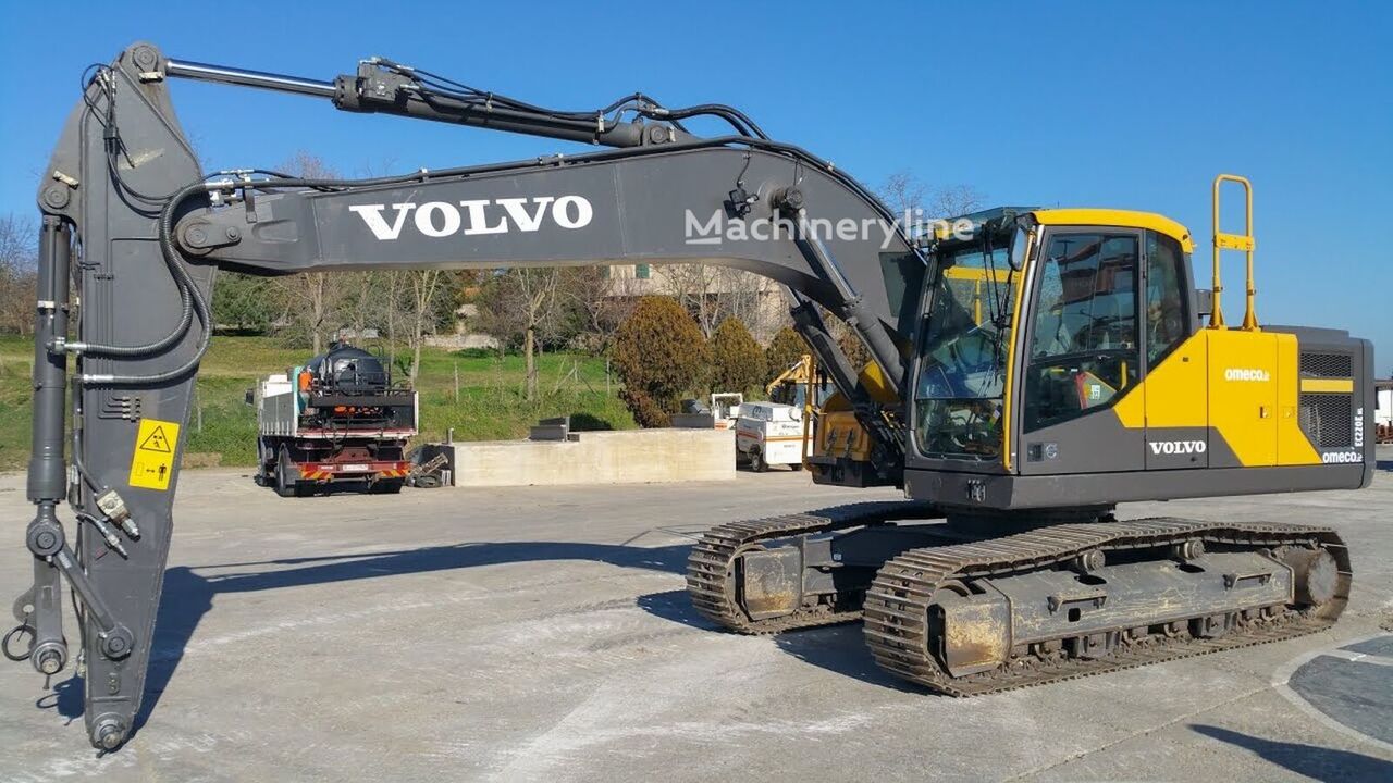 Volvo EC220ENL bager guseničar