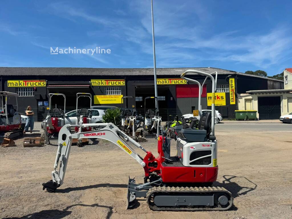 Takeuchi TB210R mini bager