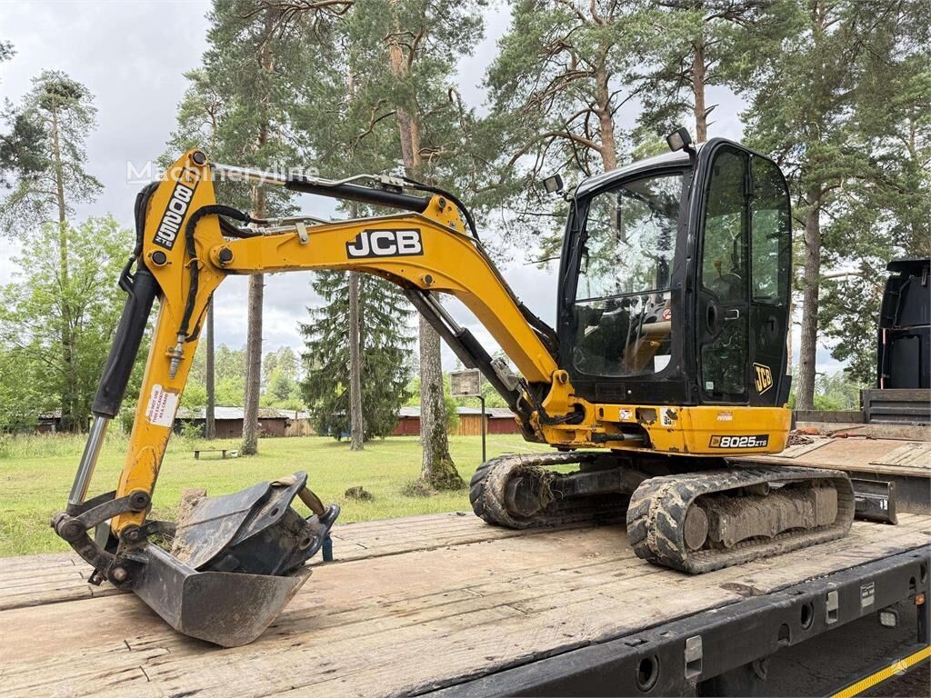 JCB 8025 ZTS , 3 Ton mini bager