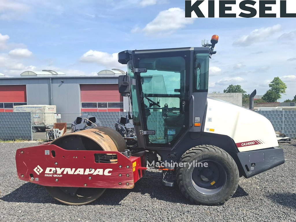Dynapac CA1400D kompaktor s jednim valjkom