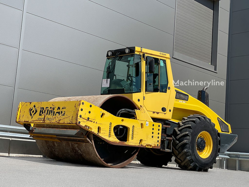 BOMAG BW 219 DH-4 kompaktor s jednim valjkom