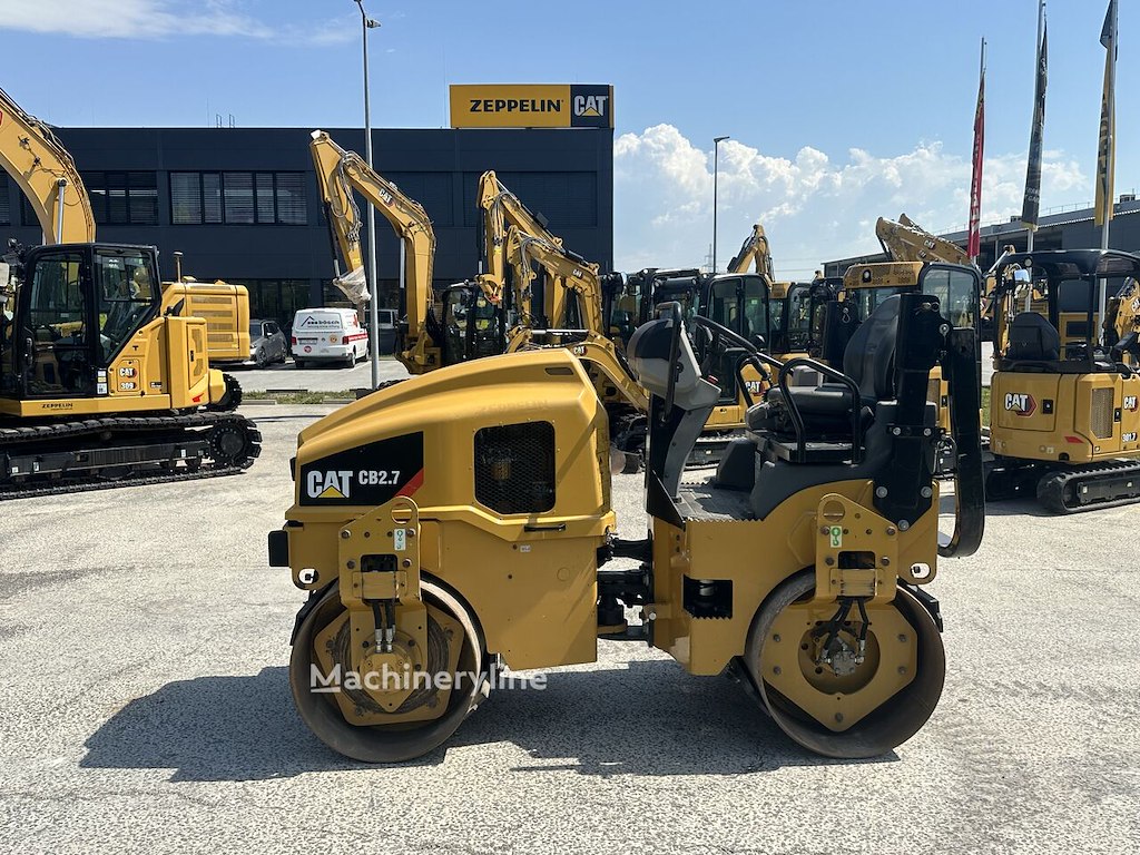 Caterpillar CB 2.7 mali valjak