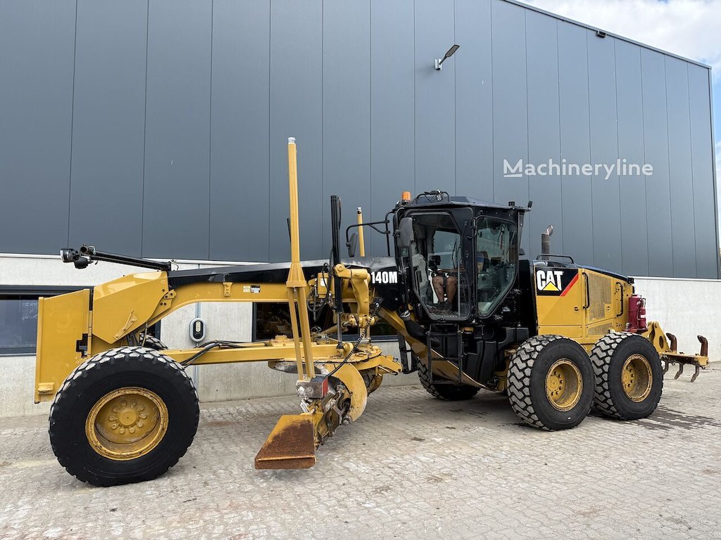 Caterpillar 140M grejder