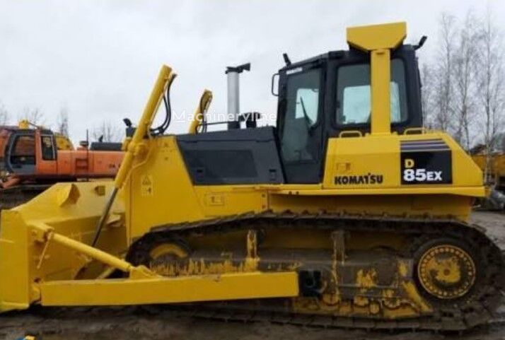 Komatsu D 85 EX buldožer