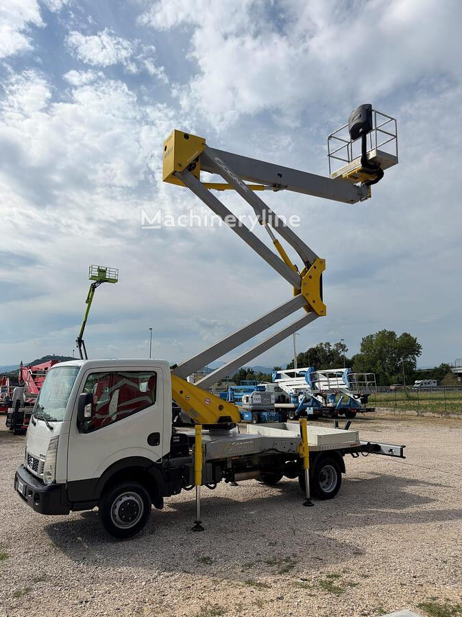 Socage DA422 auto dizalica s korpom