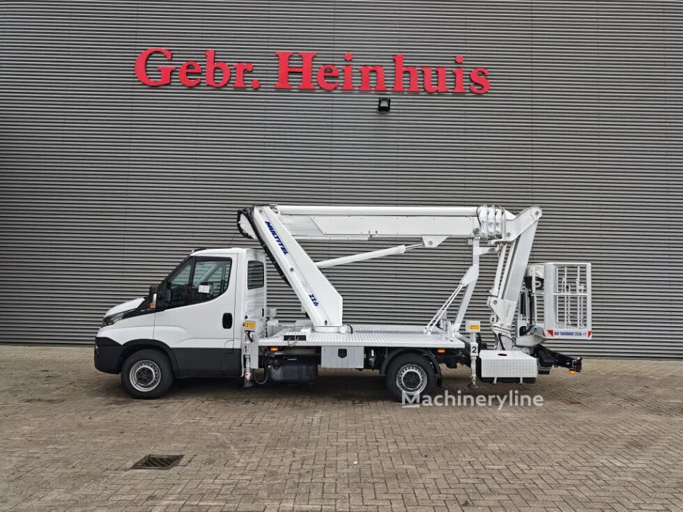 IVECO Daily 35-120 Multitel MJ226 auto dizalica s korpom