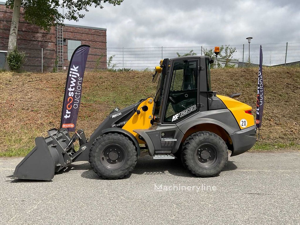 Prodaje se Mecalac AF 1200 prednji utovarivač na aukciji