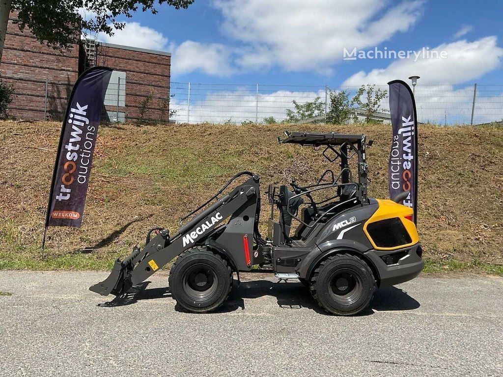 Prodaje se Mecalac MCL8 High Lift prednji utovarivač na aukciji