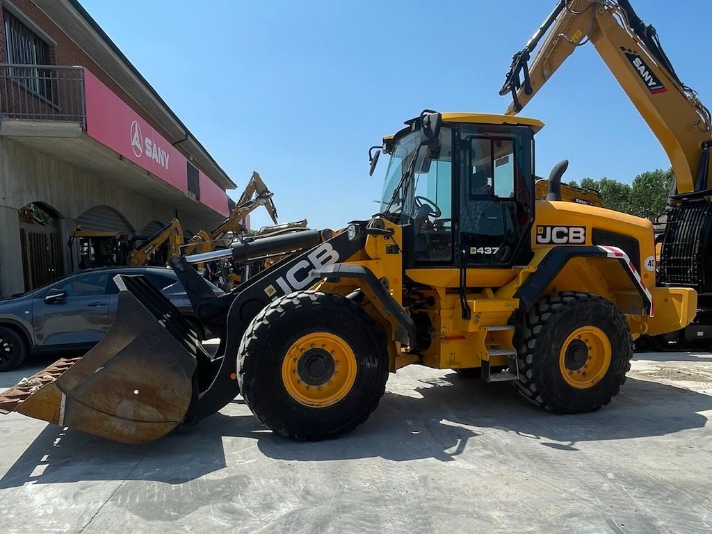 JCB 437ZX-T4F prednji utovarivač