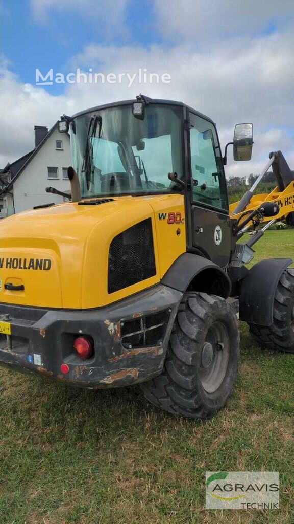 CNH W 80 C multifunkcionalni utovarivač