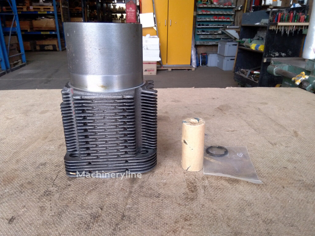 O&K 1484444 klip za bagera