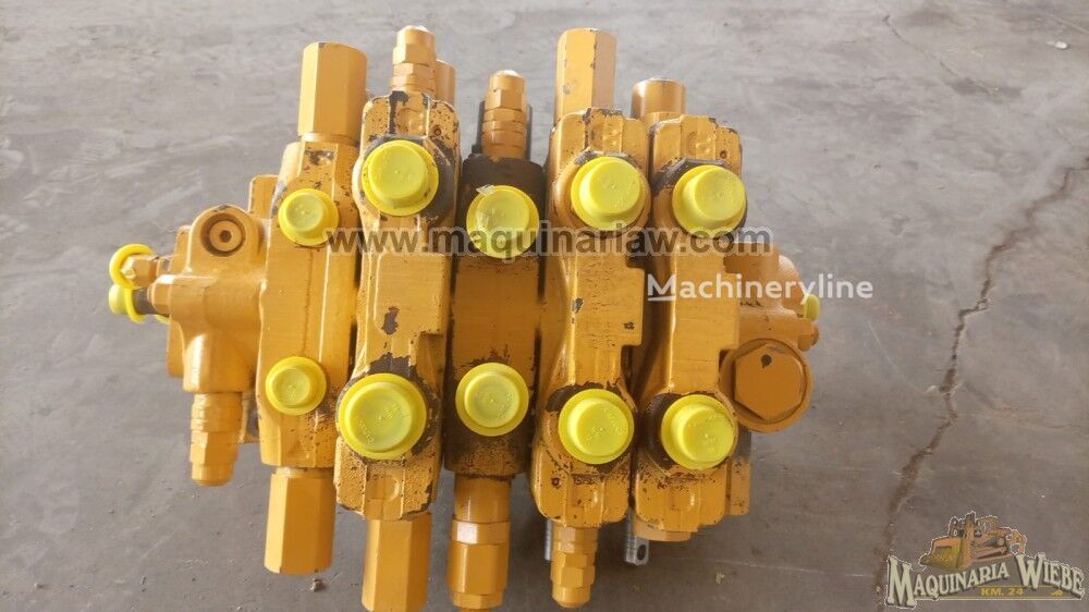 AT308520 hidraulični razvodnik za John Deere 410G bagera-utovarivača