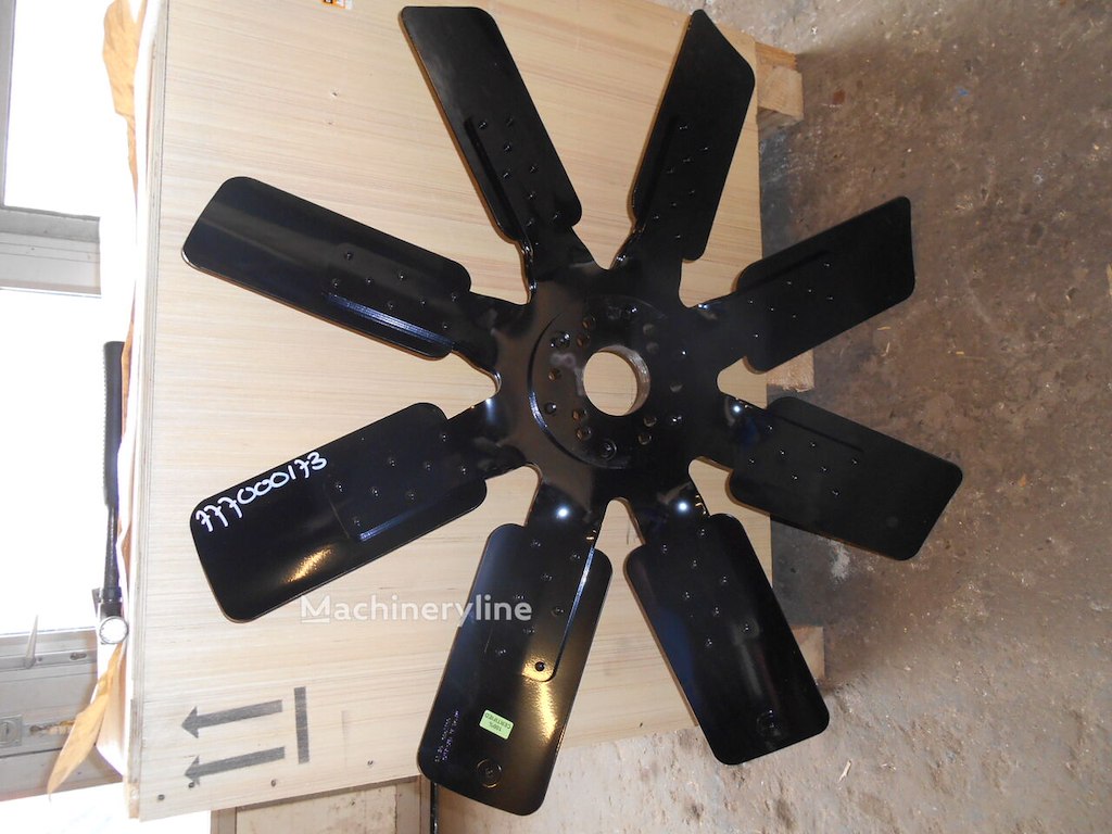 Caterpillar 4017451 - 1437477 propeler ventilatora za RH30D RH30E 6030 6040 6050 6060 6015 6018 6030T2 6030T4 6030FS 6040FS 6050FS 6060FS 6090FS 6015FS 6018FS bagera