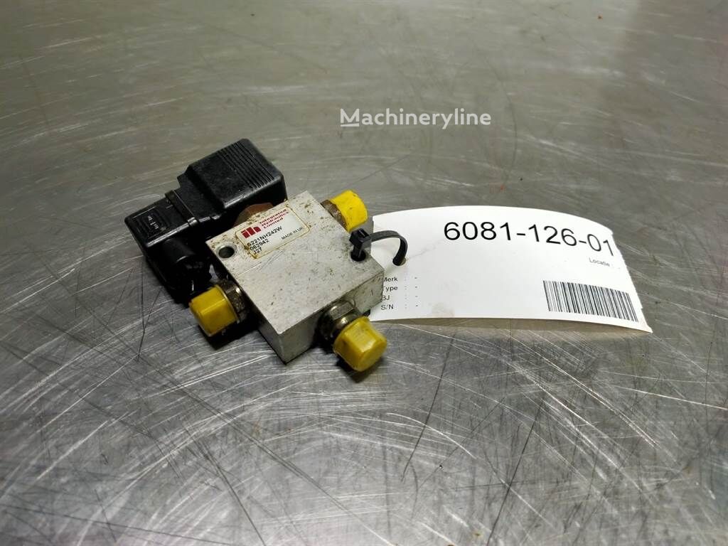 Ahlmann AZ150-23103823-S221NH242W- 3/2 Valve/Ventile hidraulični razvodnik za prednjeg utovarivača