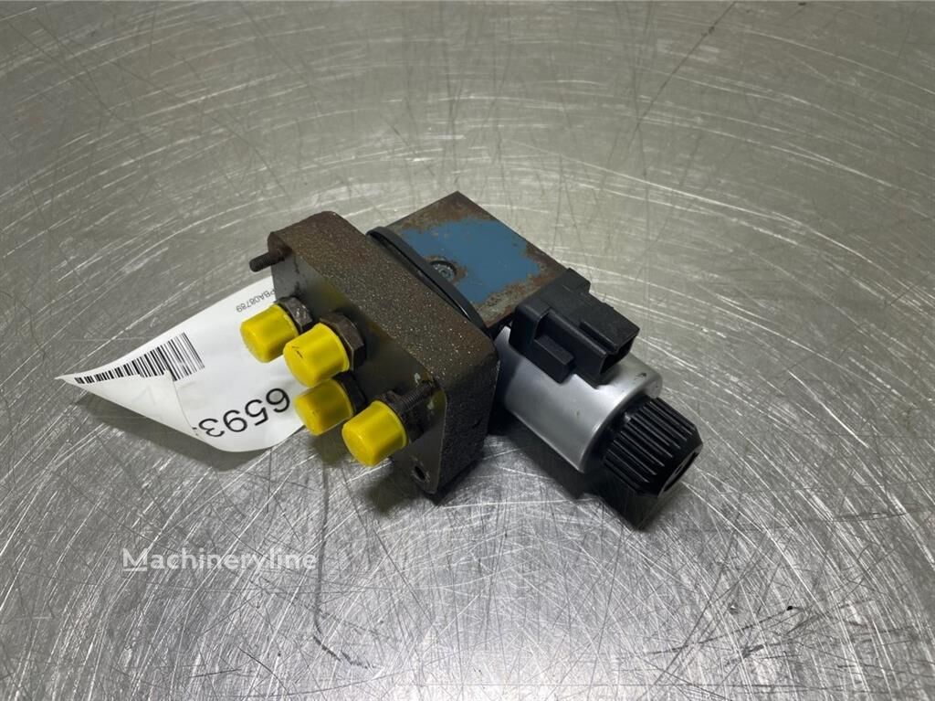 Ahlmann AZ10-Bosch 081WV06P1V1010WS012-NG6 4/2 Valve hidraulični razvodnik za prednjeg utovarivača