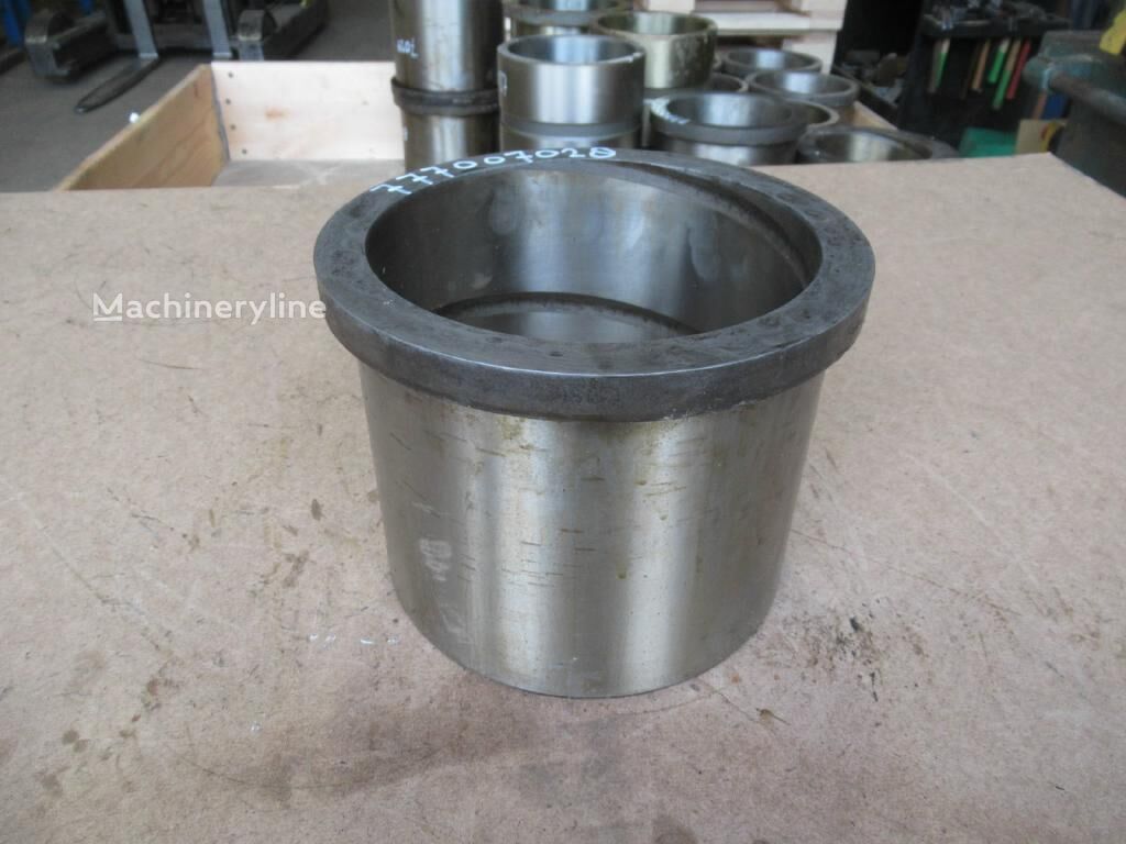 Bushing Caterpillar 2761165 - 5340735 za O&K RH120C bagera