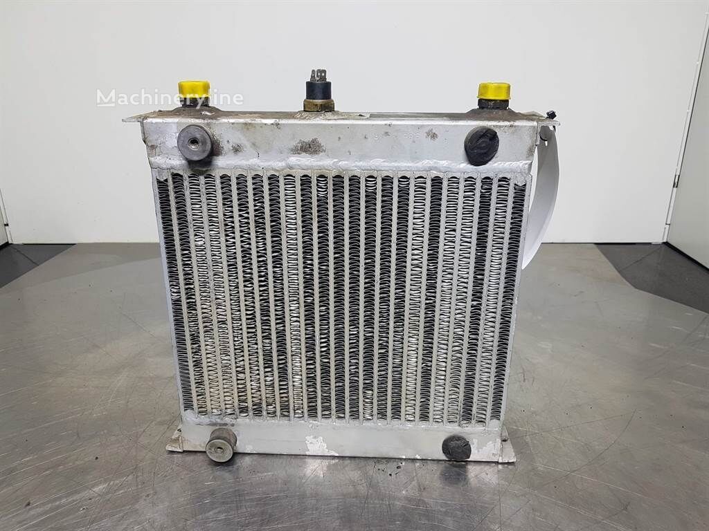 Ahlmann AL70E/AL85T/AL100T-4102429A-Oil cooler/Ölkühler radijator za hlađenje motora za prednjeg utovarivača