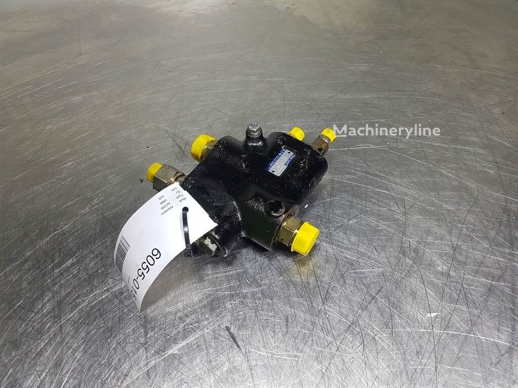 Ahlmann AZ200-4195232A-Char-Lynn 061462002-Priority valve hidraulični razvodnik za prednjeg utovarivača
