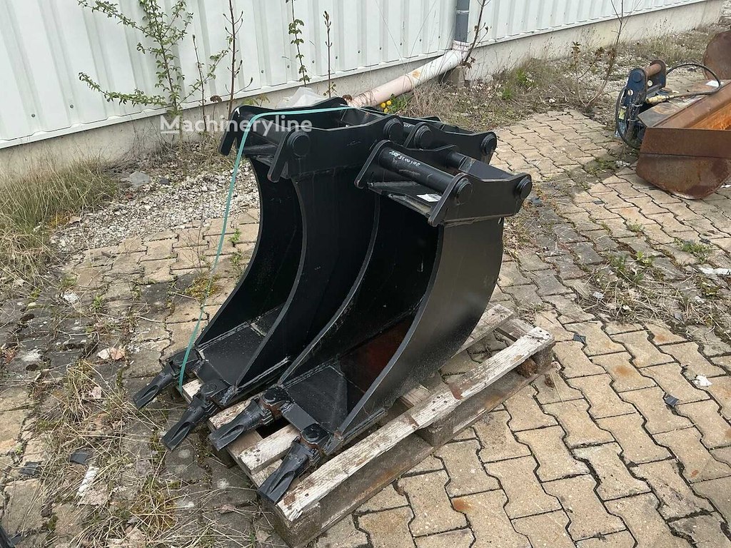 Prodaje se Yanmar 3pcs kašiku za bager na aukciji
