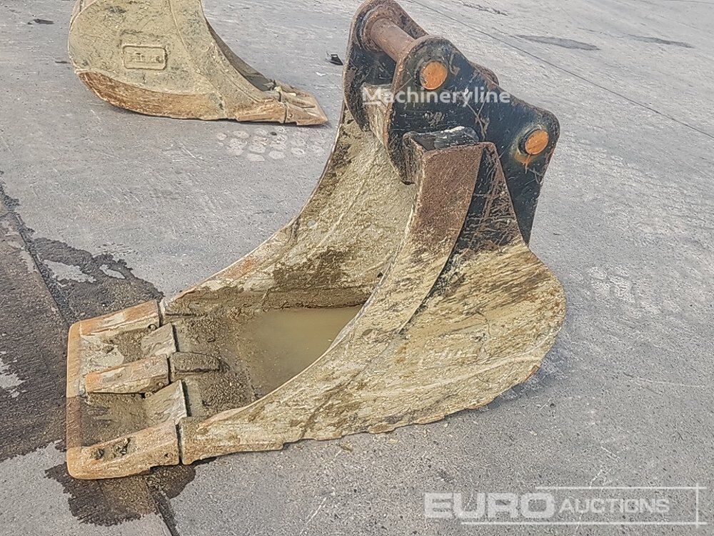 Prodaje se 23" Digging Bucket kašiku za bager na aukciji