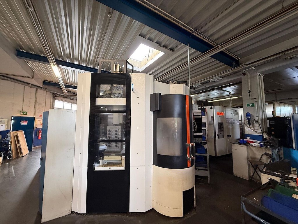 Mazak HCN-5000 obradni centar