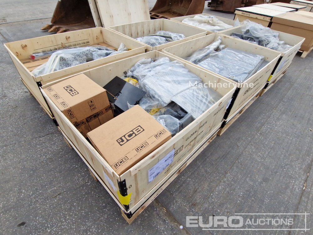 Prodaje se JCB Stillage of Various Parts (6 of) drugi regal na aukciji