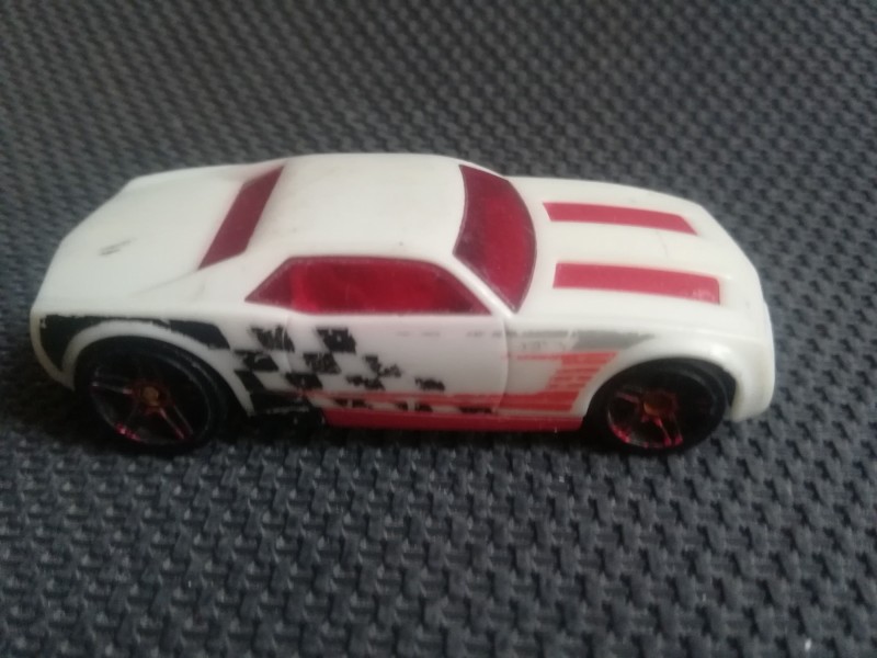 MATTEL Hot Wheels - Bully Goat