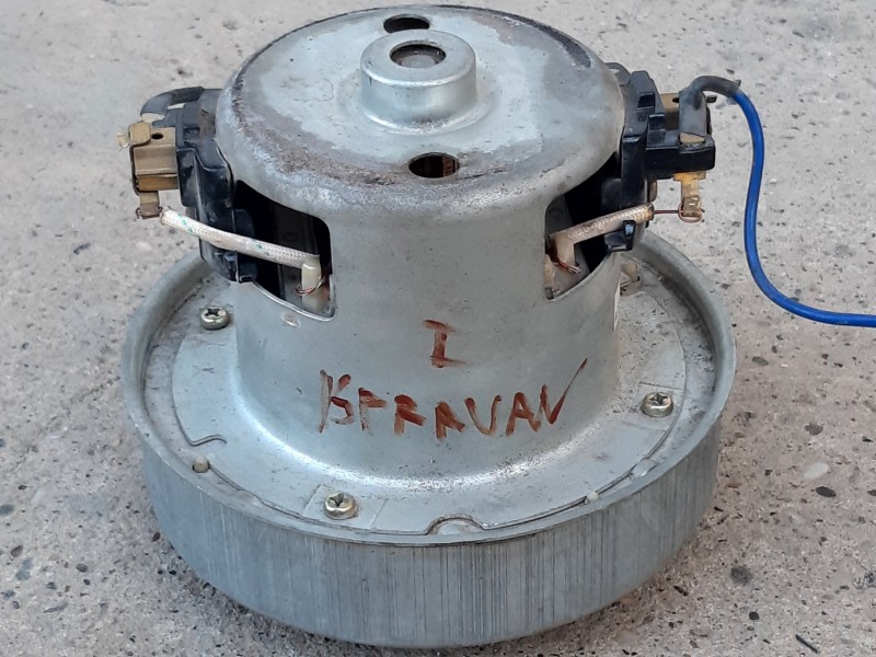 Motor za usisivac