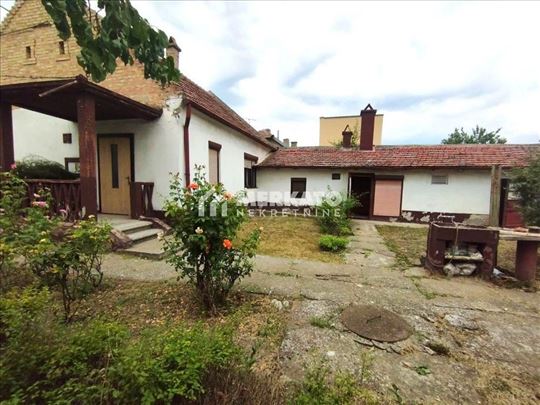 Trosobna kuća u Šumici, Zrenjanin ID#1498