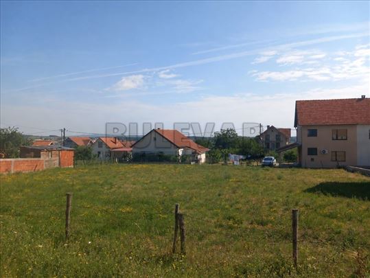 Gradsko građevinsko zemljište 555 m2 - Denino Brdo