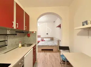 Prodaja Garsonjera - Beograd, Vračar: Crveni Krst - Južni bulevar