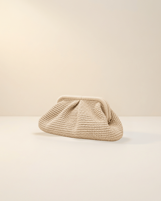 Mala ženska clutch torba od rafije - off white