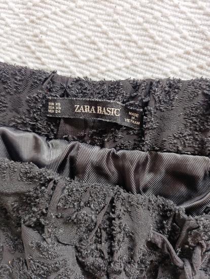 Zara svečane čipkane pantalone