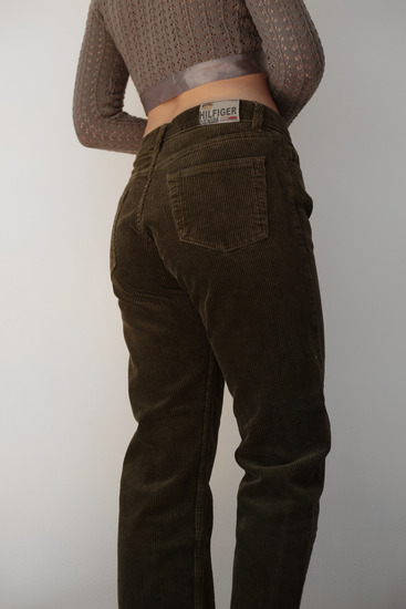Tommy Hilfiger maslinaste somot pantalone 1000 %%