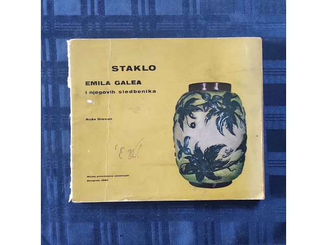 Staklo Emila Galea