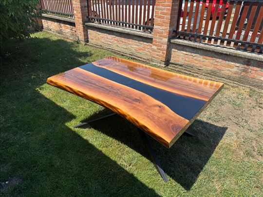 Trpezarijski sto - Pareni orah + epoxy smola